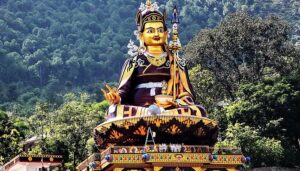 Rewalsar Lake Mandi - A Sacred Gem of Himachal Pardesh